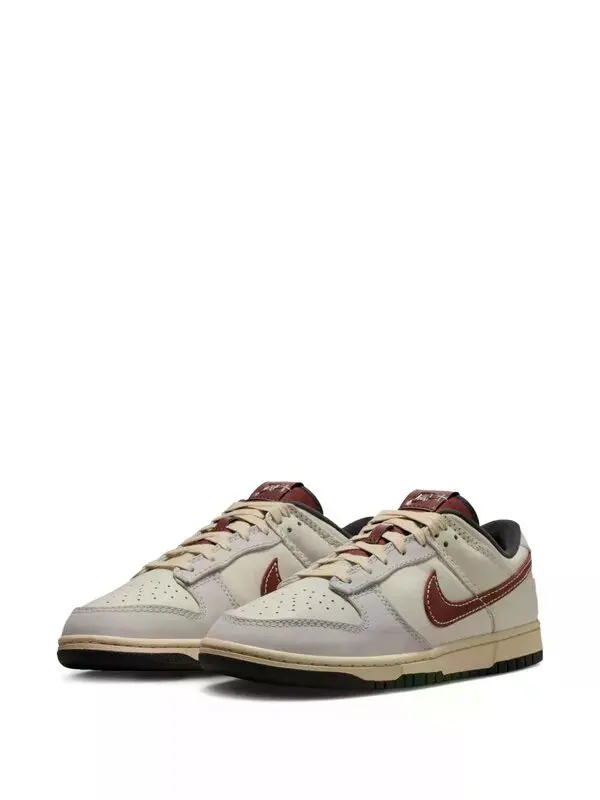 Nike Dunk Low Lace-up Sneakers - Neutrals
