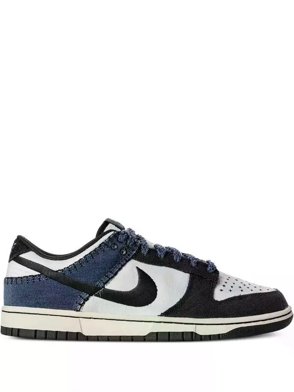 Nike Dunk Low Retro Se Sneakers - White