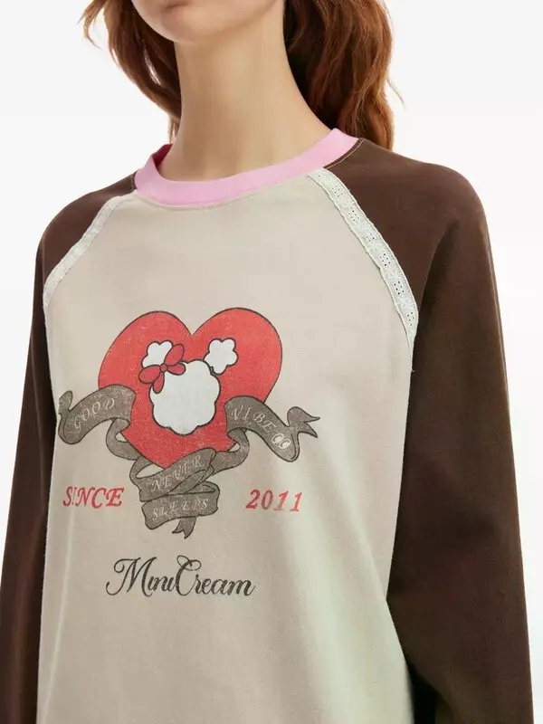 MINI CREAM Long-sleeve Graphic T-shirt
