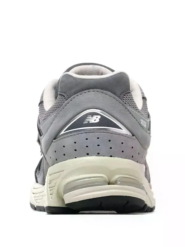 NEW BALANCE 2002r Panelled Sneakers - Grey