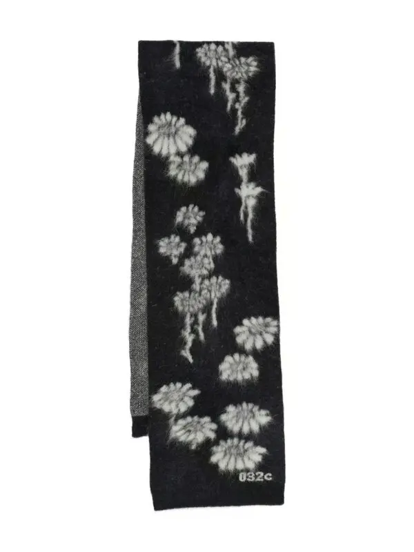 032C Melting Daisies Scarf - Black