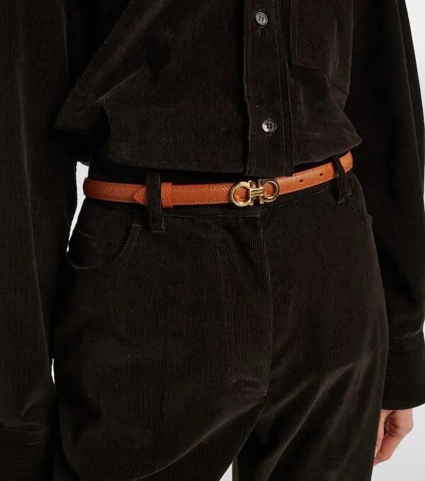 FERRAGAMO Gancini Leather Belt - Brown
