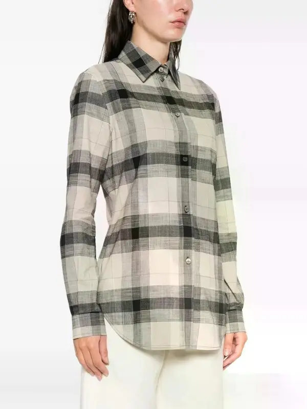Calvin Klein Plaid Buttoned Shirt