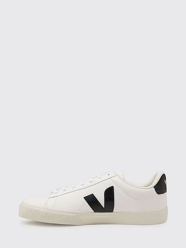 VEJA Low Top Sneakers