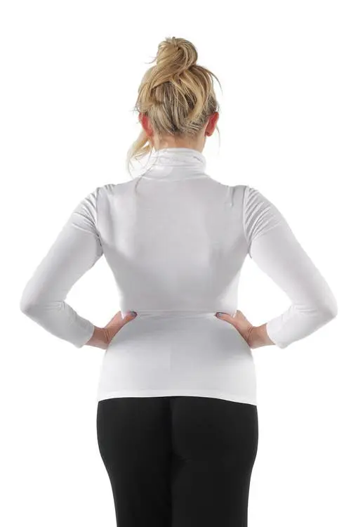 24SEVEN COMFORT APPAREL Classic Long Sleeve Turtleneck - White