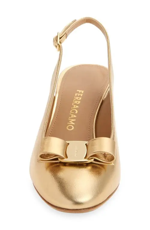 FERRAGAMO Vetty Slingback Pump - Gold Lux Fondo Beige Biscotto