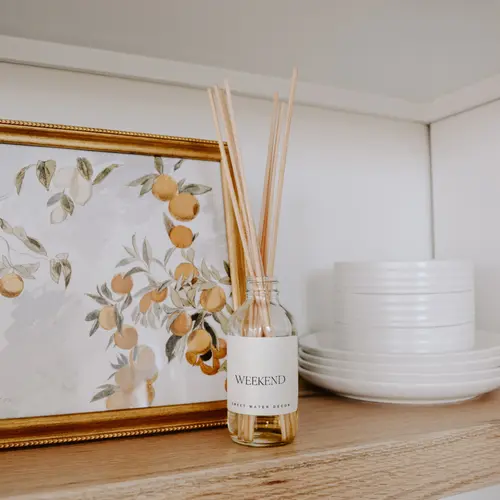 SWEET WATER DECOR Clear Glass Reed Diffuserwoods & Earthy Scents