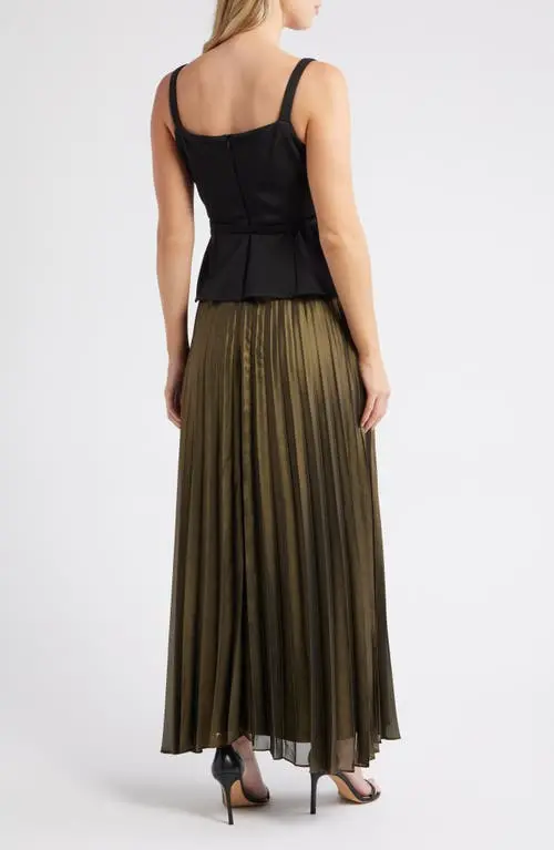 Julia Jordan Mixed Media Pleated Dress