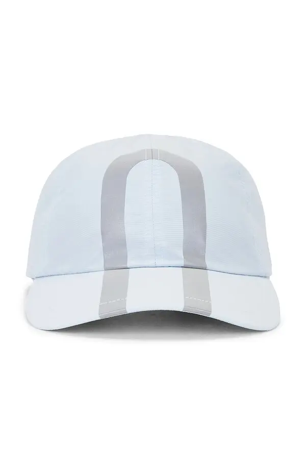 On X Ikon Cap - Chambray & White