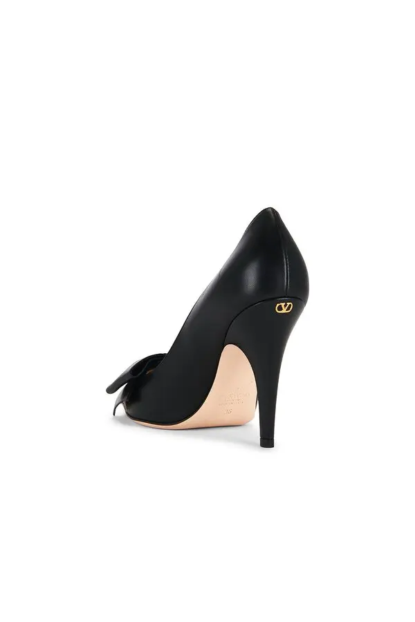 Valentino Garavani Bowow Pump