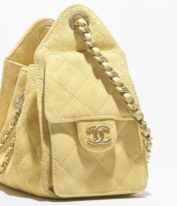 Chanel 25 Handbag - Yellow