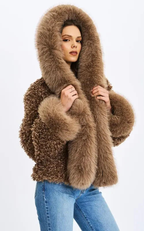 MISS CIRCLE NEW YORK Faux Shearling Fur Jumbo Kali Hooded Coat