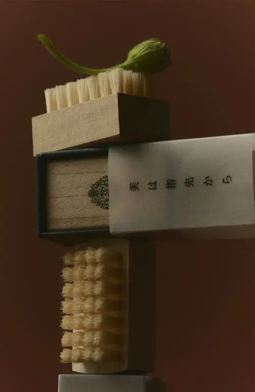 NOCTURNAL Japandi Hand And Nail Brush