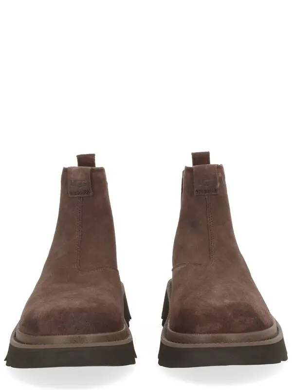 UGG Chelsea Lug Sole Boots - Brown