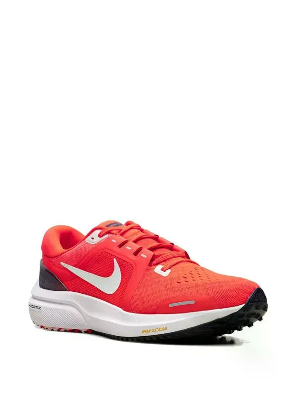 Nike Air Zoom Vomero 16 Sneakers