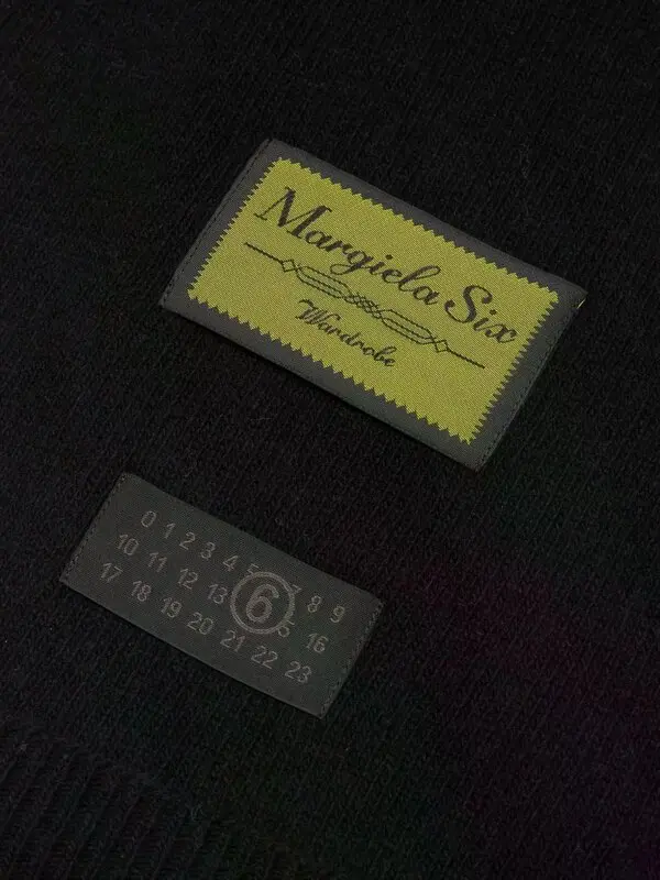MAISON MARGIELA Logo-patch Wool Scarf - Black