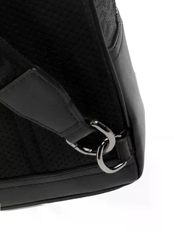 Michael Kors Hudson Logo Slingpack