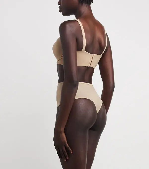 SKIMS Fits Everybody Briefs - Beige