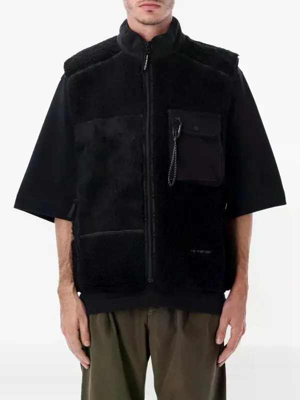 AND WANDER Sleeveless Gilet