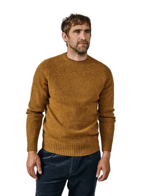 Aubin Prestwick Shetland Crew Neck Sweater - Tan