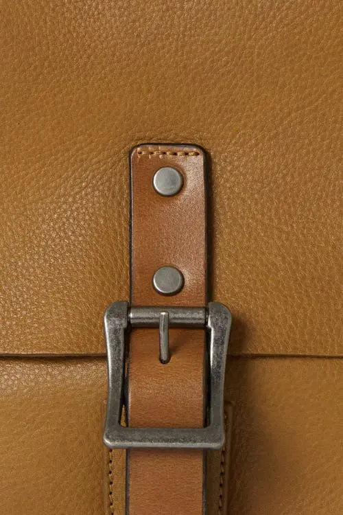 OSPREY LONDON Lorenzo Medium Leather Messenger Bag