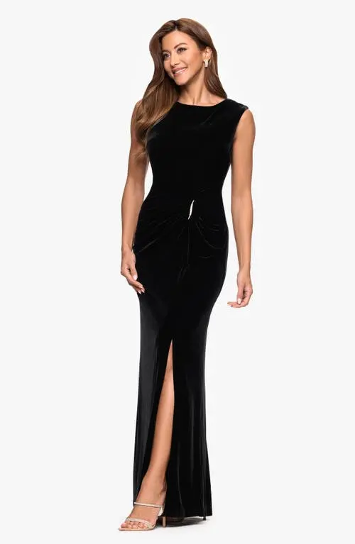 XSCAPE EVENINGS Ruched Sleeveless Stretch Velvet Gown
