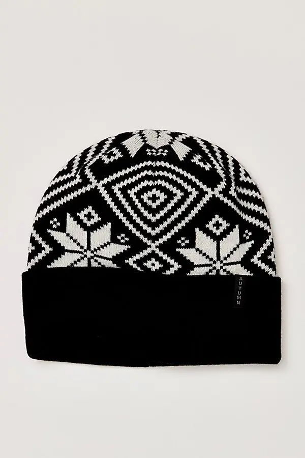 AUTUMN Nordic Knit Beanie - Black