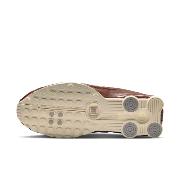Nike Shox R4 Sneakers - Brown