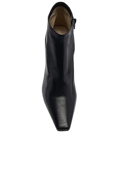THE ROW Carla Boot 80 - Black