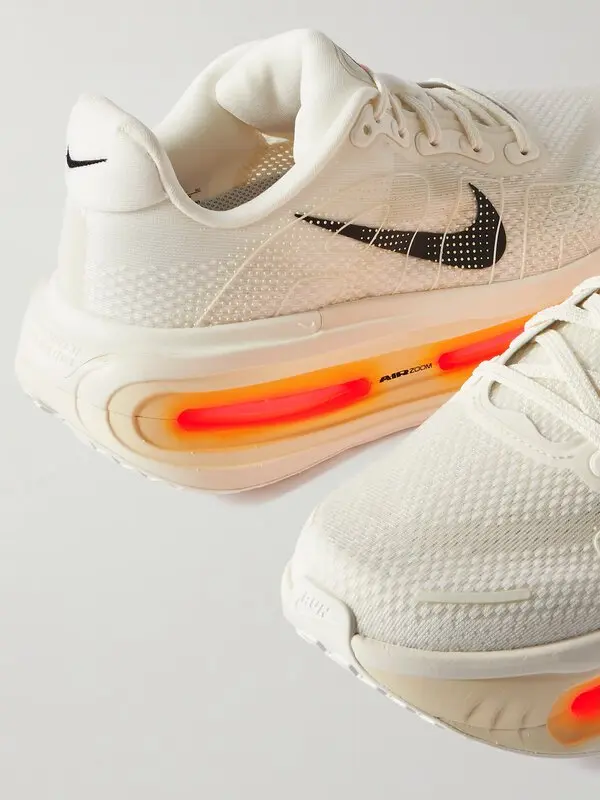 Nike Vomero Premium Sneakers - Neutrals