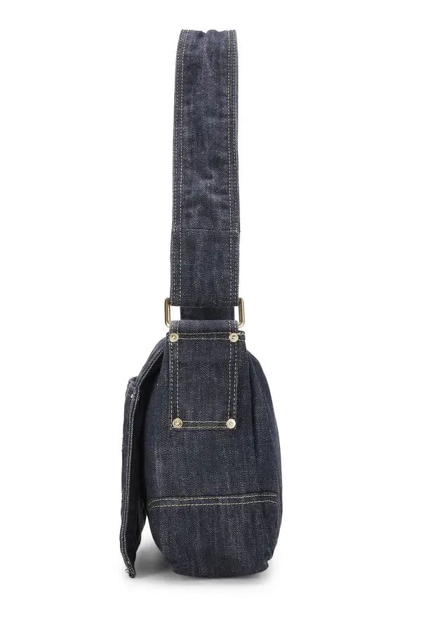 Chanel Cc Messenger Bag