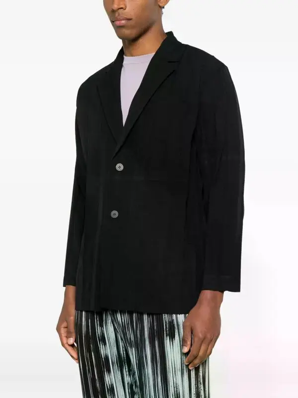 Issey Miyake Pleated Buttoned Blazer - Black