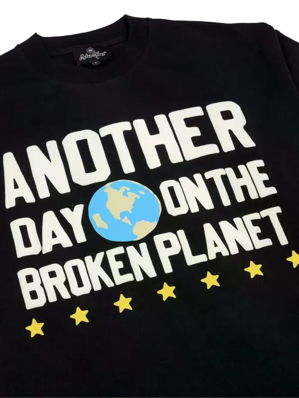 BROKEN PLANET Graphic Print T-shirt