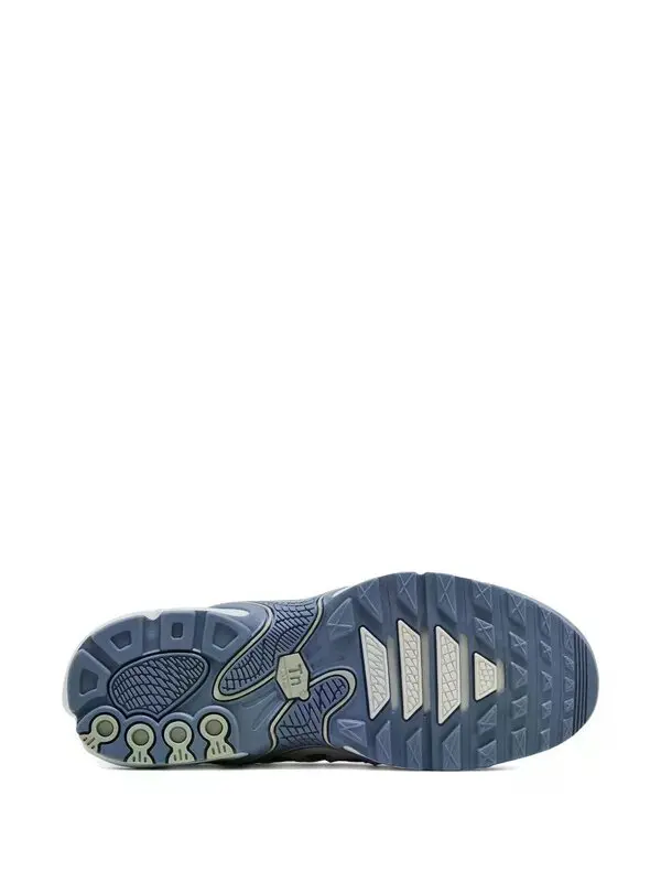 Nike Air Max Plus Drift Sneakers