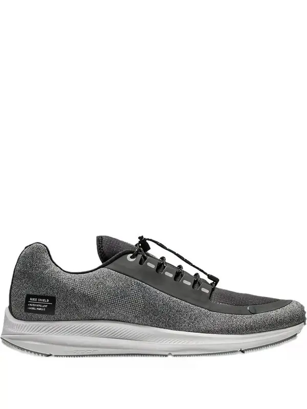 Nike Air Zoom Winflo 5 Run Shield Sneakers