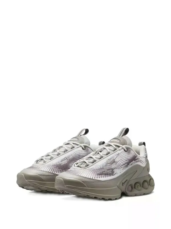 Nike Air Max Dn Low-top Sneakers - White