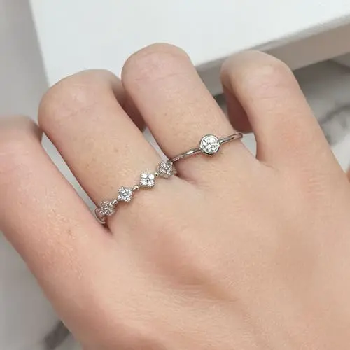 THE LOVERY FINE JEWELRY 14k Diamond Bezel Ring