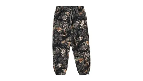 A BATHING APE Tree Edge Camo Relaxed Fit Sweat Pants - Brown