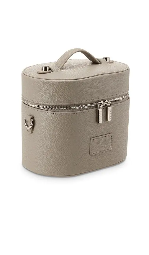 ETOILE COLLECTIVE Oval Toiletry Case - Pebble
