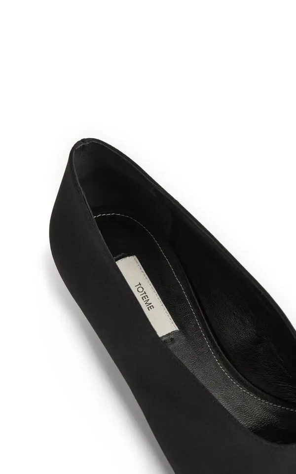 TOTEME Sharp Bow Kitten Pumps - Black