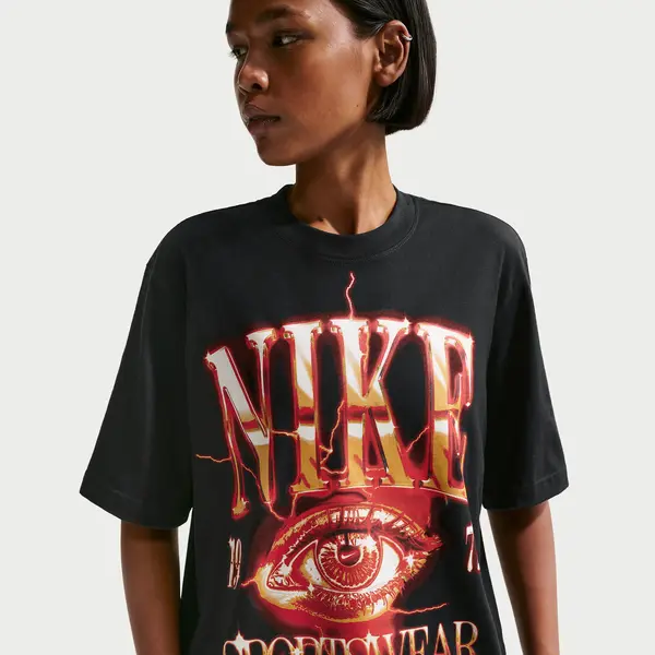 Nike Sportswear Essentials Boxy T-shirt
