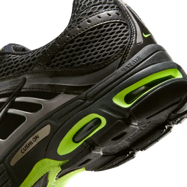 Nike Air Max Moto 2k - Black