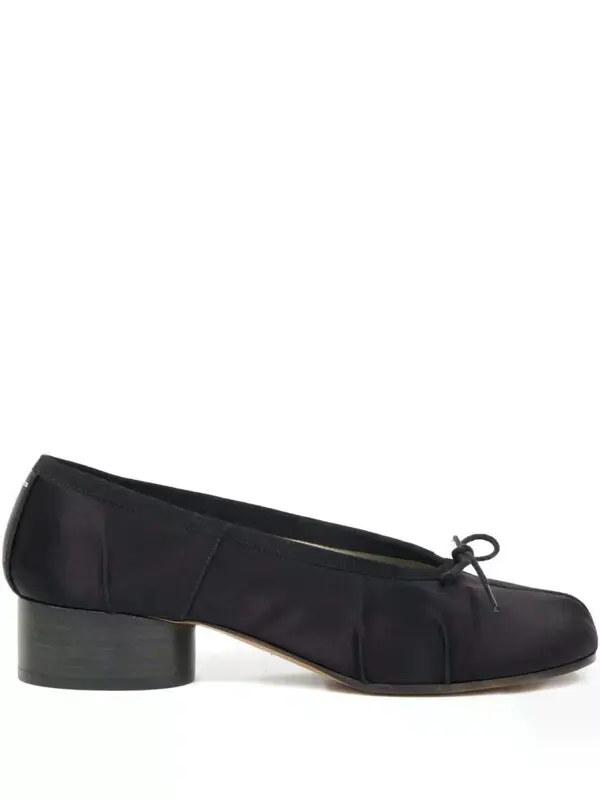 MAISON MARGIELA Tabi Satin Ballerina Pumps - Black