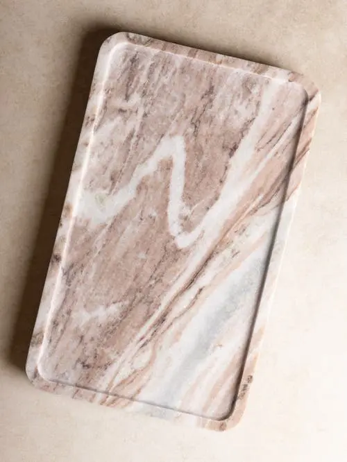 GAURI KOHLI Clover Marble Tray - Beige