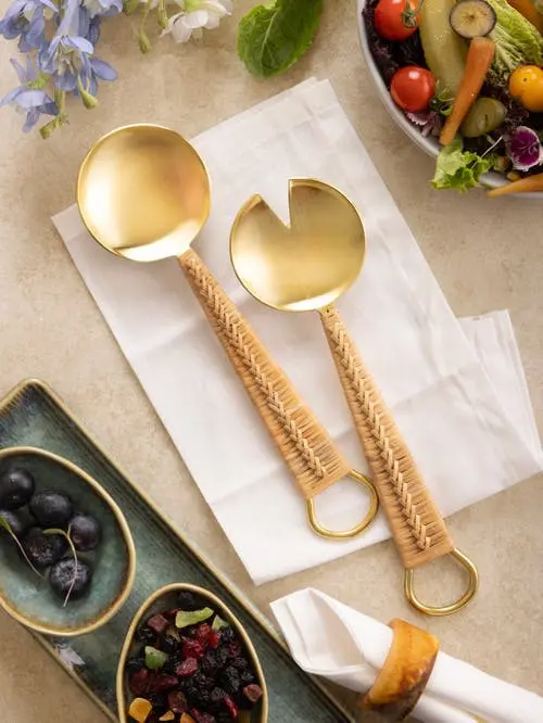 GAURI KOHLI Helsinki Salad Servers