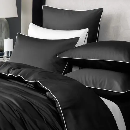 TOGAS Clarity Piping Pillowcase Set