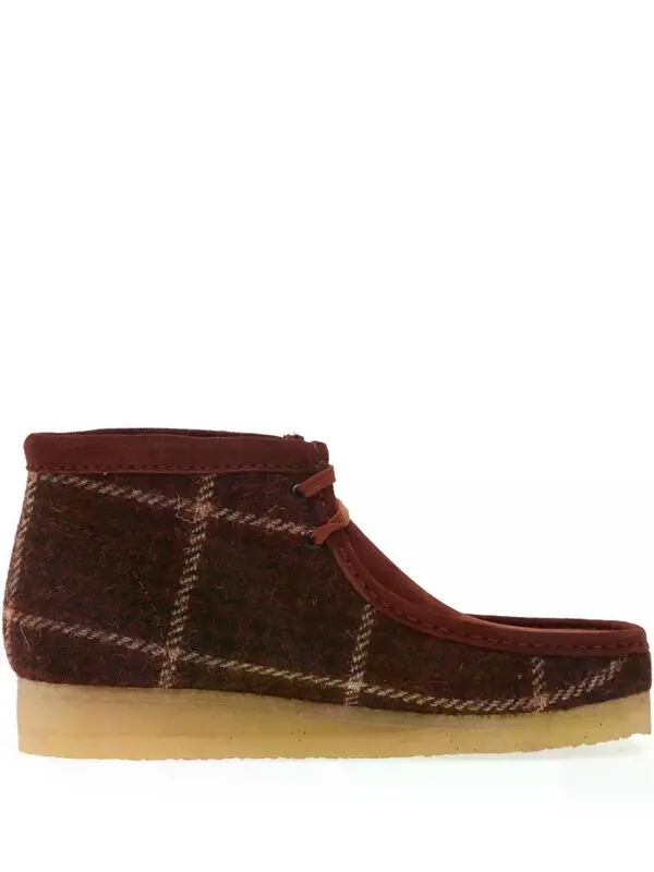 Clarks Wallabee Boots - Brown
