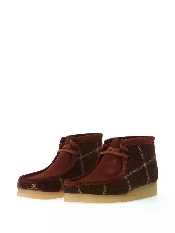Clarks Wallabee Boots - Brown