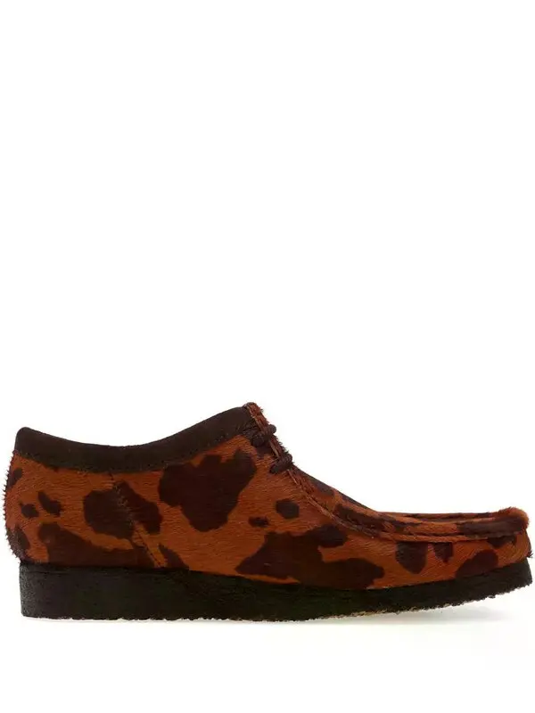 Clarks Wallabee Boots - Brown