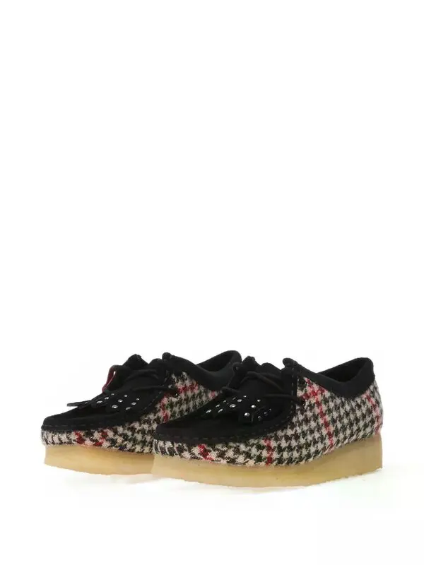Clarks Wallabee Derby Shoes - Neutrals